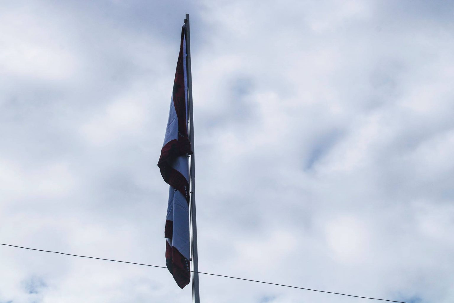 Municipio iza Bandera Diaguita en el frontis del Edificio Consistorial ...